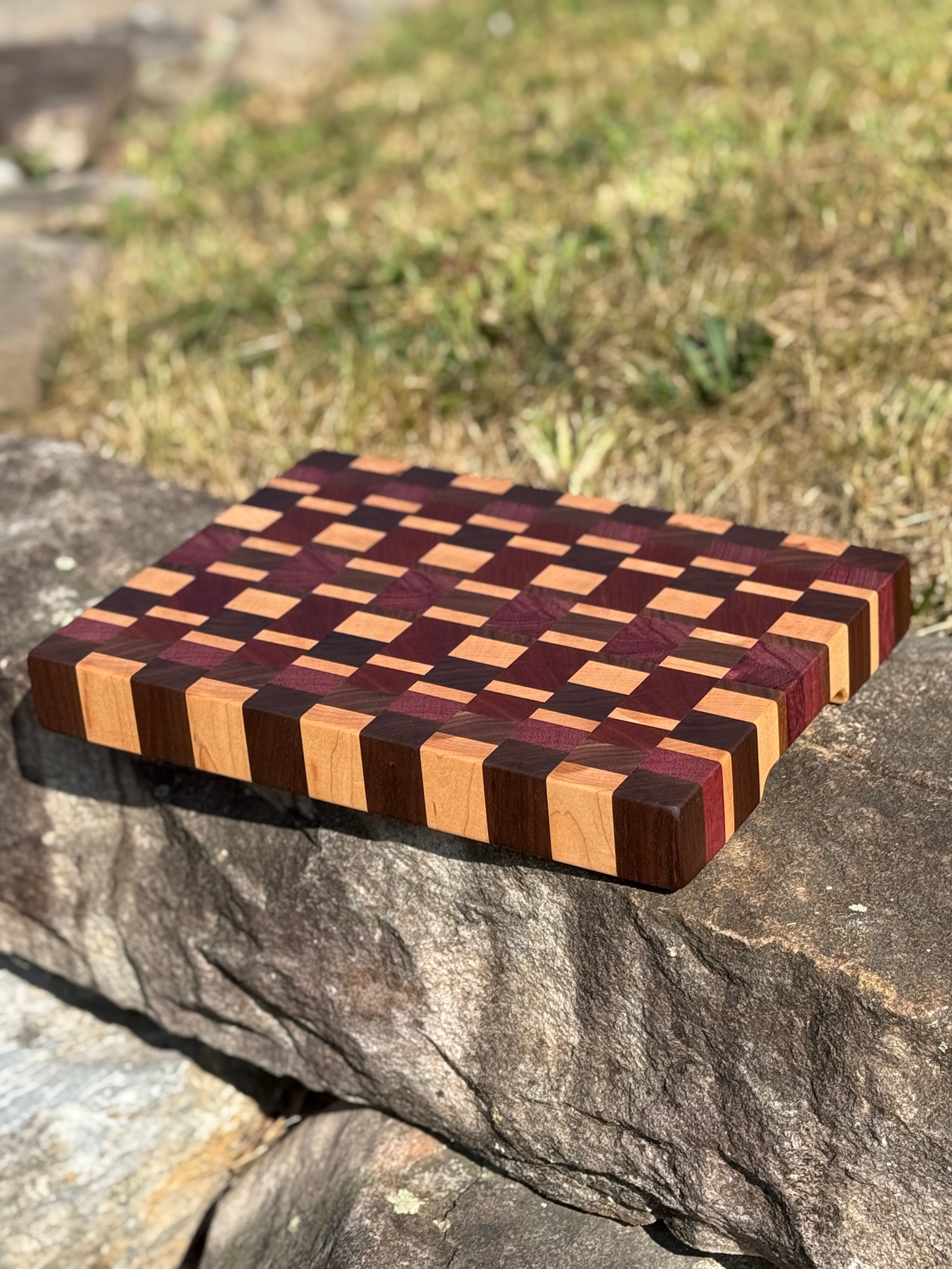 Geometric Pattern End Grain cutting board 2 – Ibex Design Co